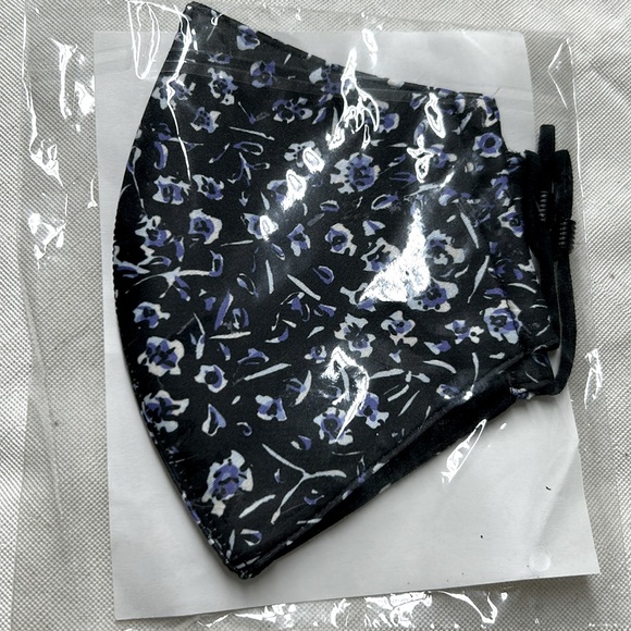Tory Burch | Accessories | Tory Burch Floral Face Mask | Poshmark